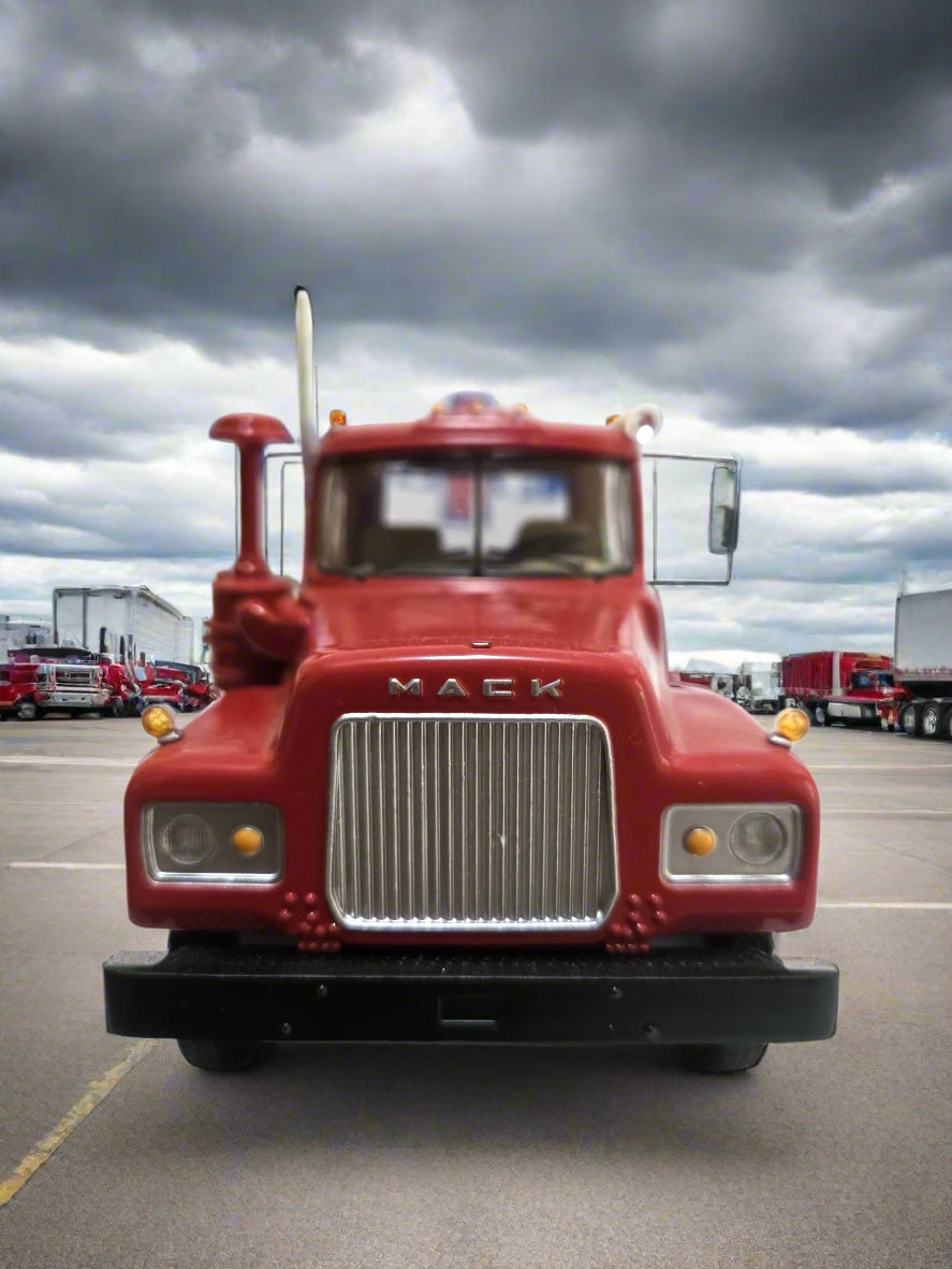 First Gear Mack R-Model w/ 35' Trailer St Johnsbury – The Cape Cod Store