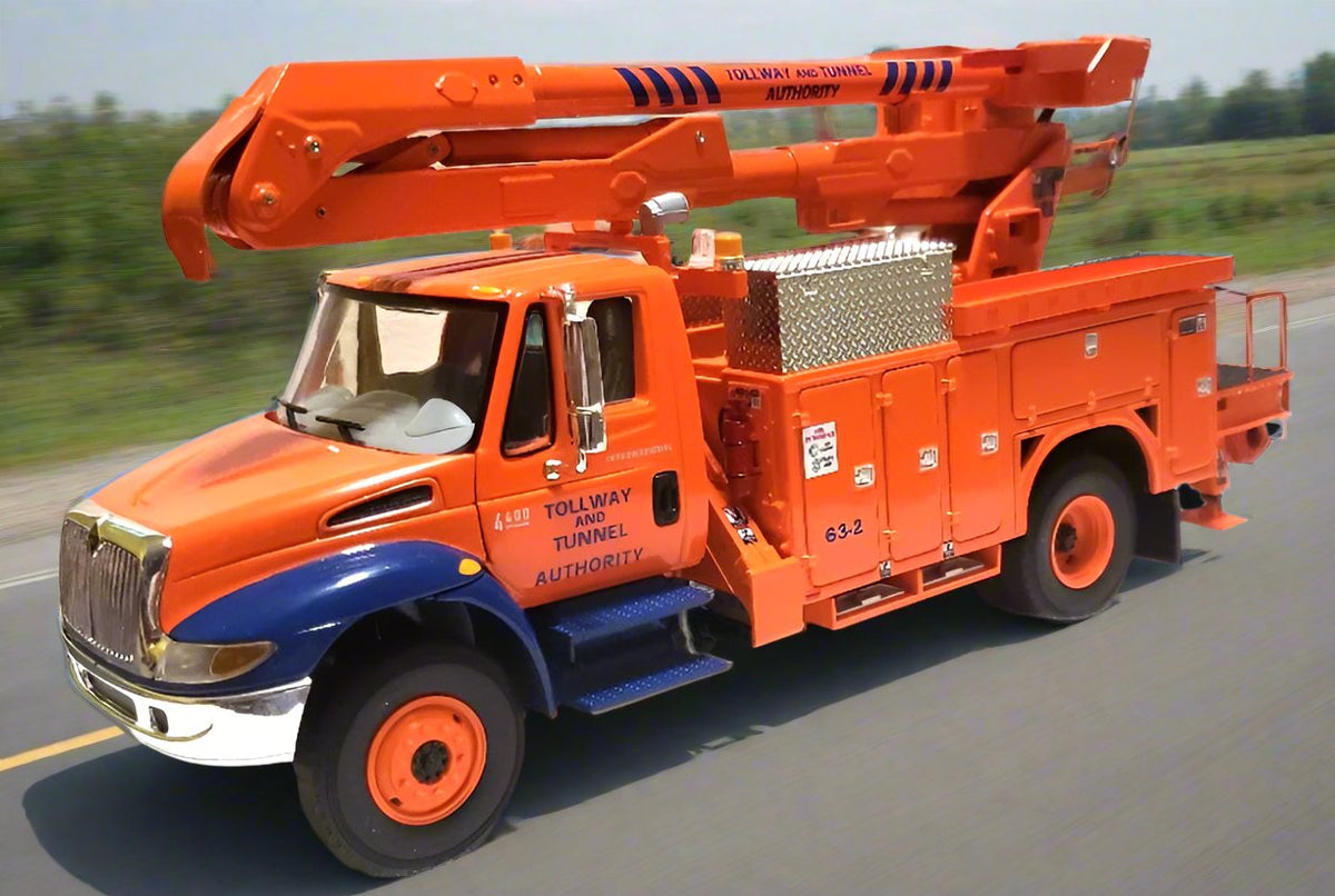 First Gear International 400 High Performance Bucket Truck Tollway & T ...